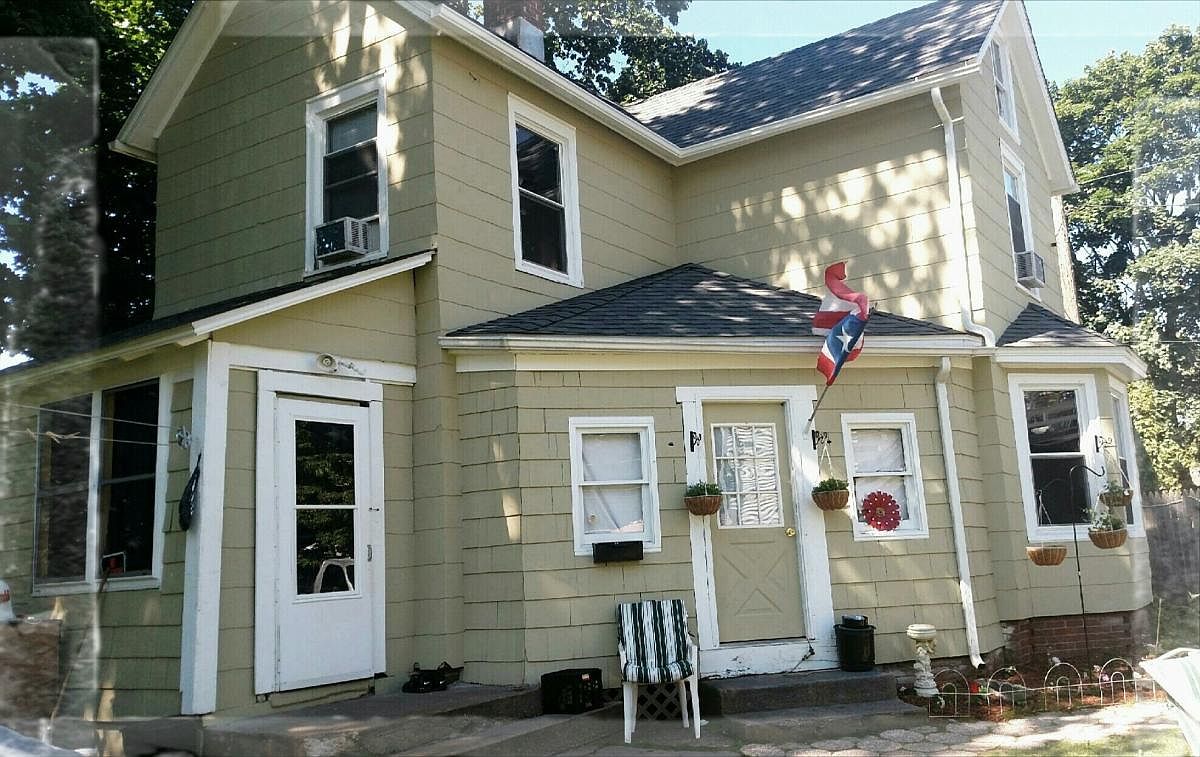 48 Bissell St, Manchester, CT 06040 | Zillow