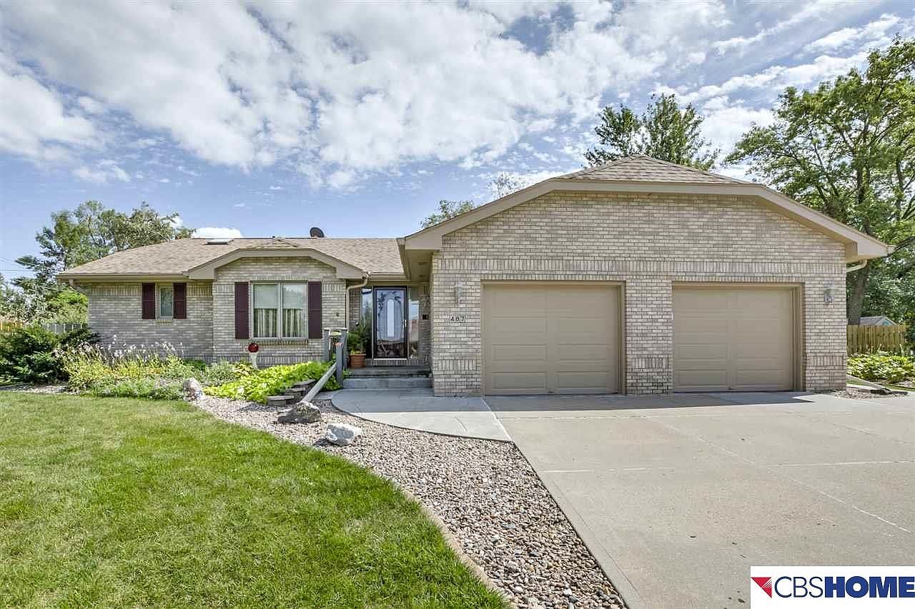 487 Elm St, Springfield, NE 68059 | Zillow