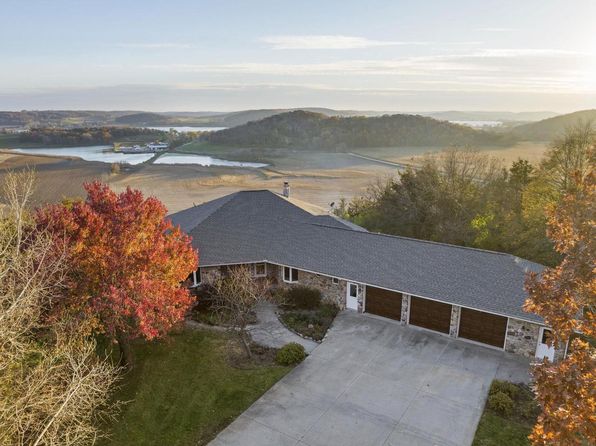 Lodi WI Real Estate - Lodi WI Homes For Sale | Zillow