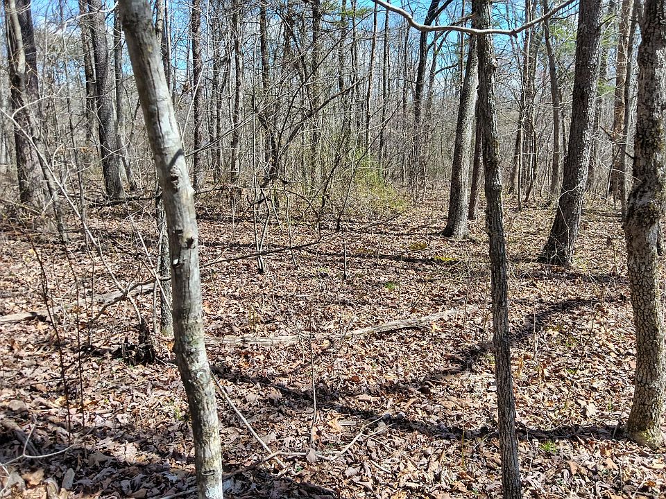 2 Lakeside Dr #7, Graysville, TN 37338 | Zillow