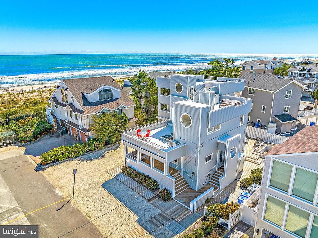 10 11th St, Beach Haven, NJ 08008 | Zillow