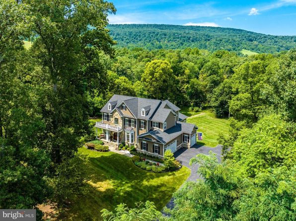 Round Hill VA Single Family Homes For Sale - 11 Homes | Zillow