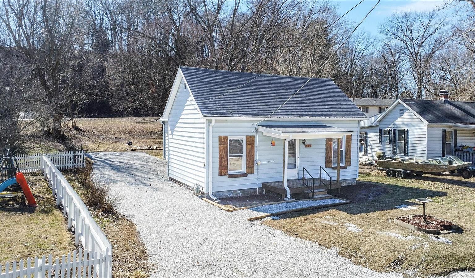 501 French St, Hardin, IL 62047 | MLS #25002019 | Zillow