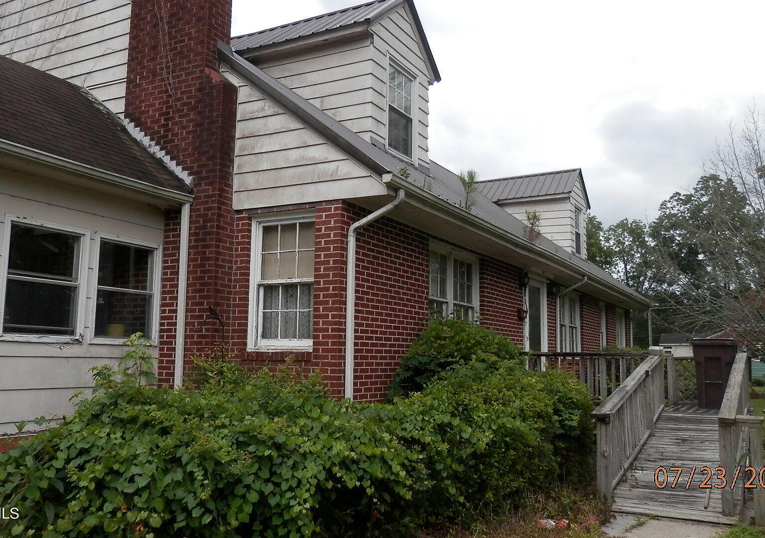 304 N Elm Street, Chadbourn, NC 28431 | Zillow