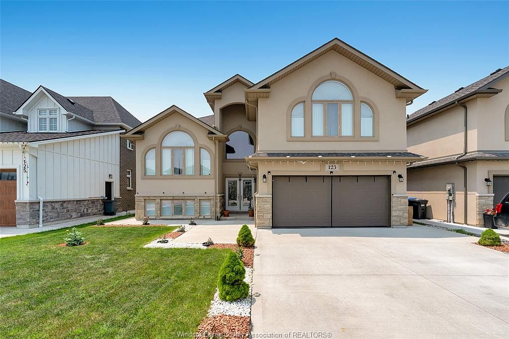 123 Summer St, Lakeshore, ON N8L 0G8 | MLS #25014375 | Zillow