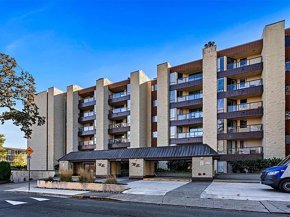 1745 Leighton Rd #414, Victoria, BC V8R 6R6 | MLS #978523 | Zillow