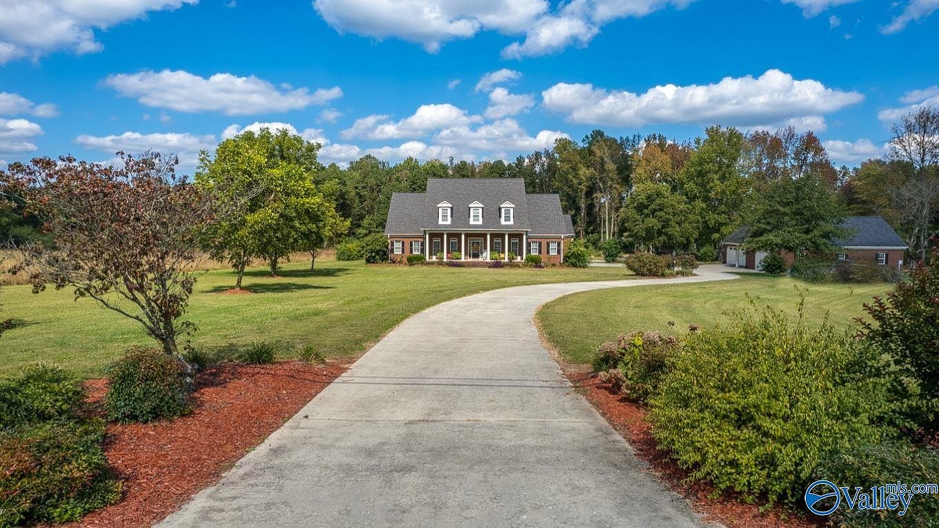 5558 County Road 52, Dawson, AL 35963 | Zillow