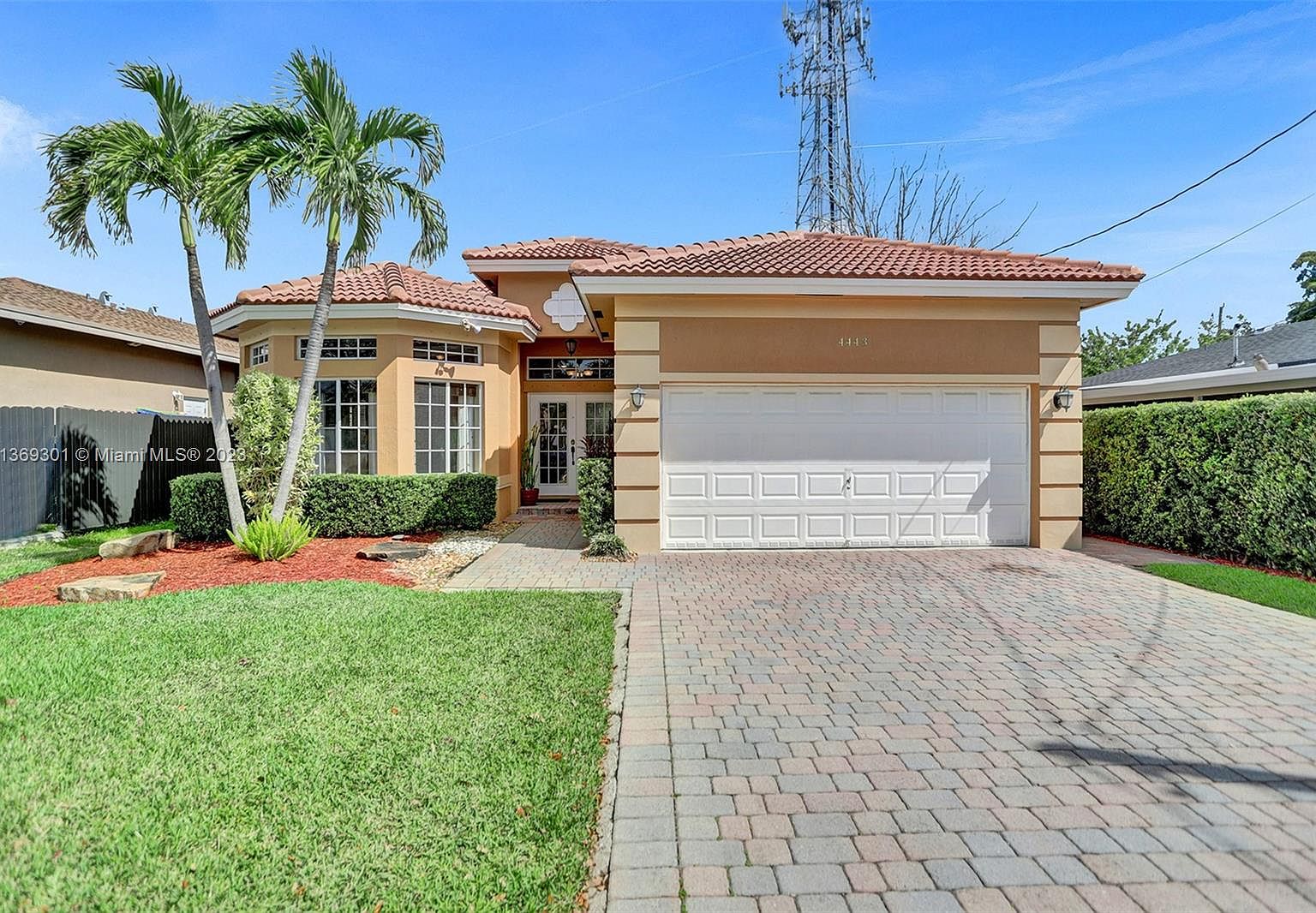 4443 SW 18th St, Hollywood, FL 33023 | MLS #A11369301 | Zillow