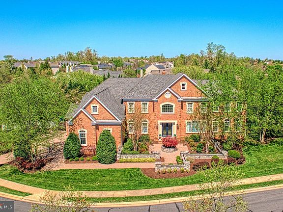 43582 Old Kinderhook Dr, Ashburn, VA 20147 | Zillow