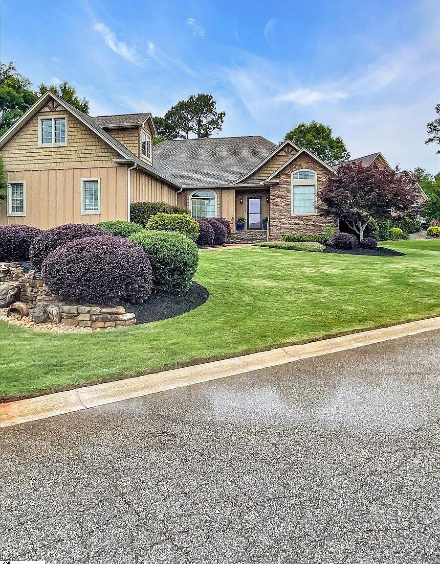 204 Tuscan Ridge Trl, Inman, SC 29349 | MLS #1556929 | Zillow