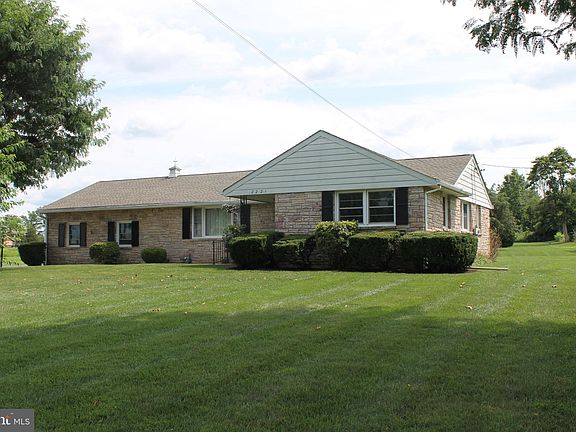 2221 N Main Kumry Rd, Trumbauersville, PA 18970 | Zillow