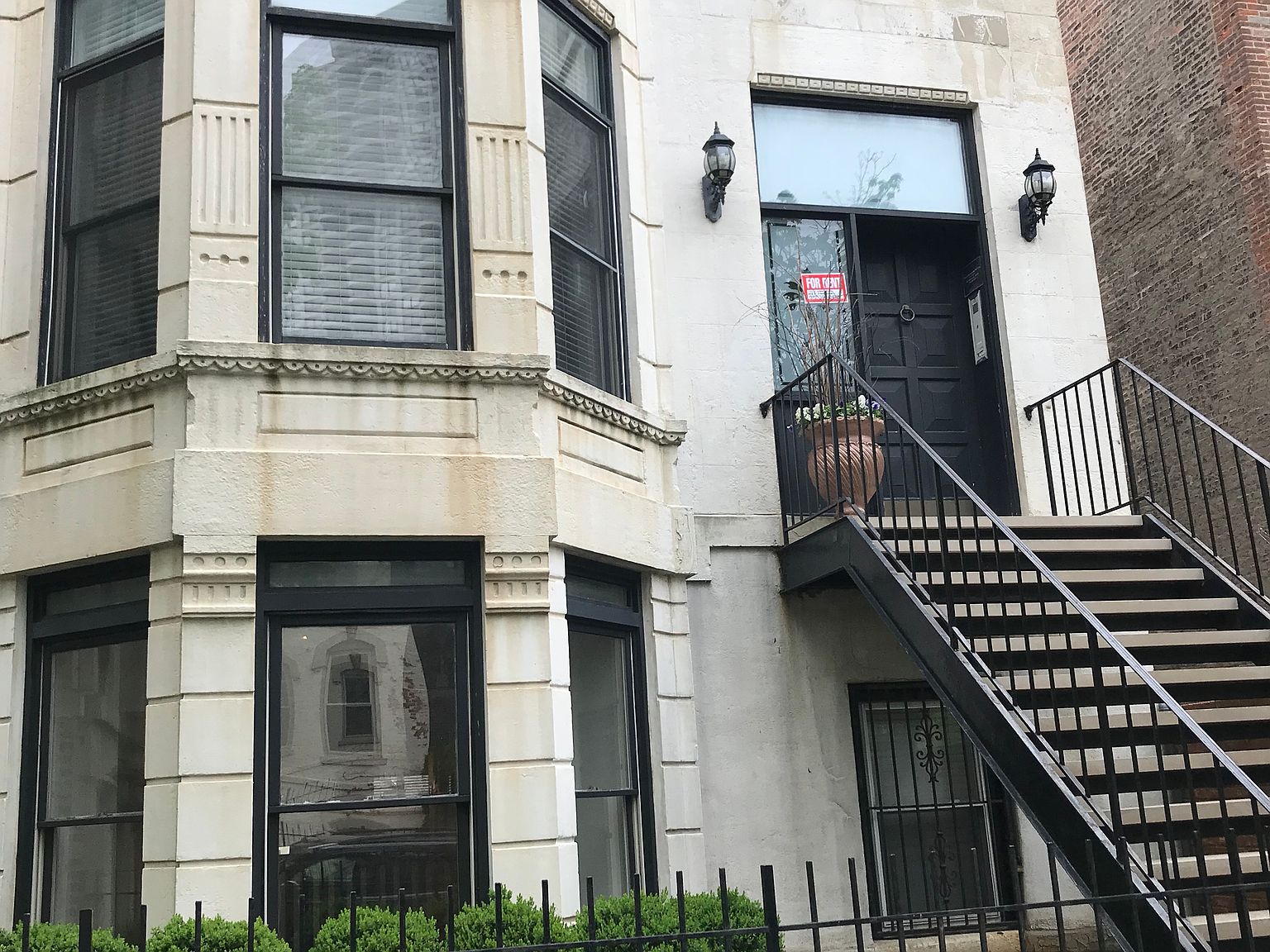 1952 N Lincoln Ave #2, Chicago, IL 60614 | Zillow