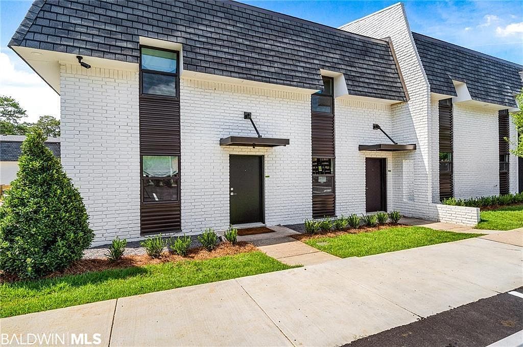 3655 Old Shell Rd APT 404, Mobile, AL 36608 | Zillow
