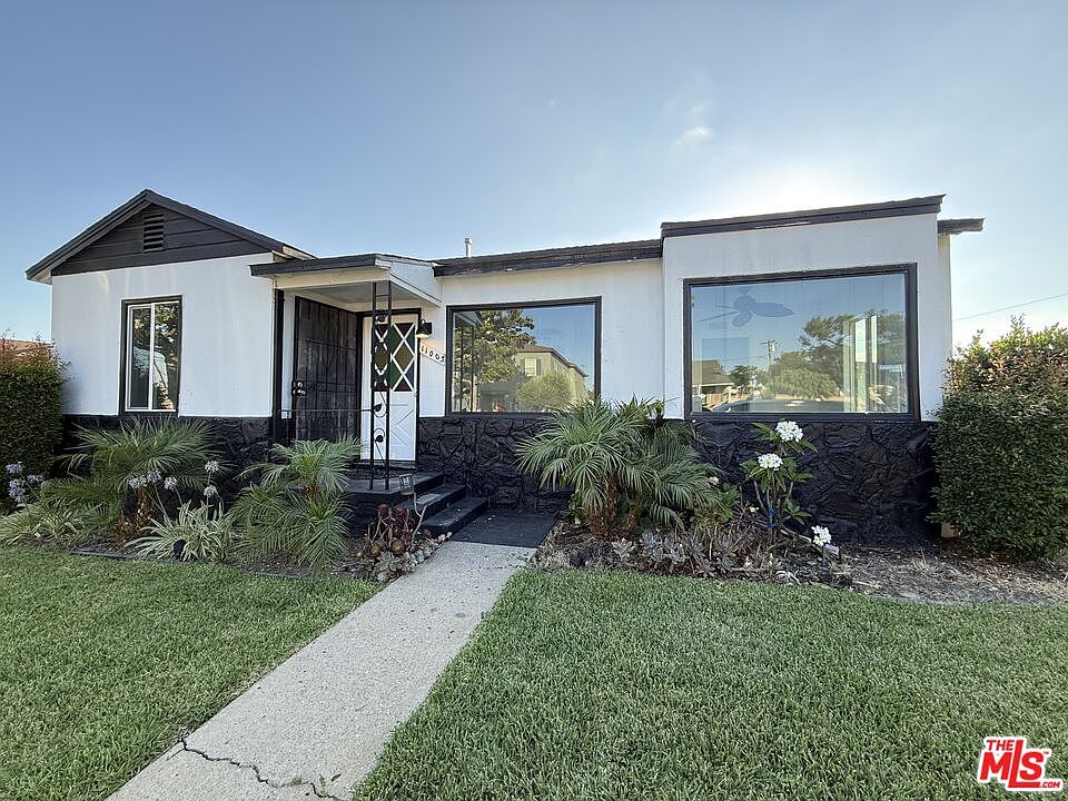 11003 Ruthelen St, Los Angeles, CA 90047 | Zillow