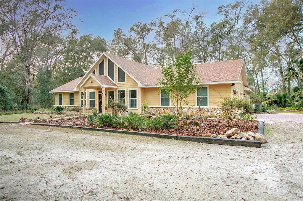 2012 Duncan Trce, Deland, FL 32720 | Zillow