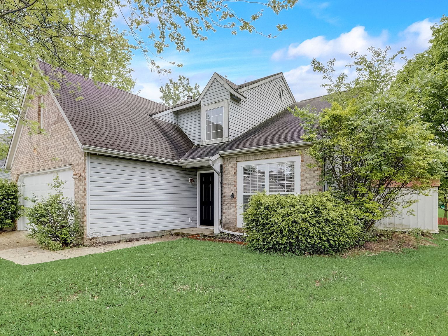 294 Windward Cir Avon In 46123 Zillow