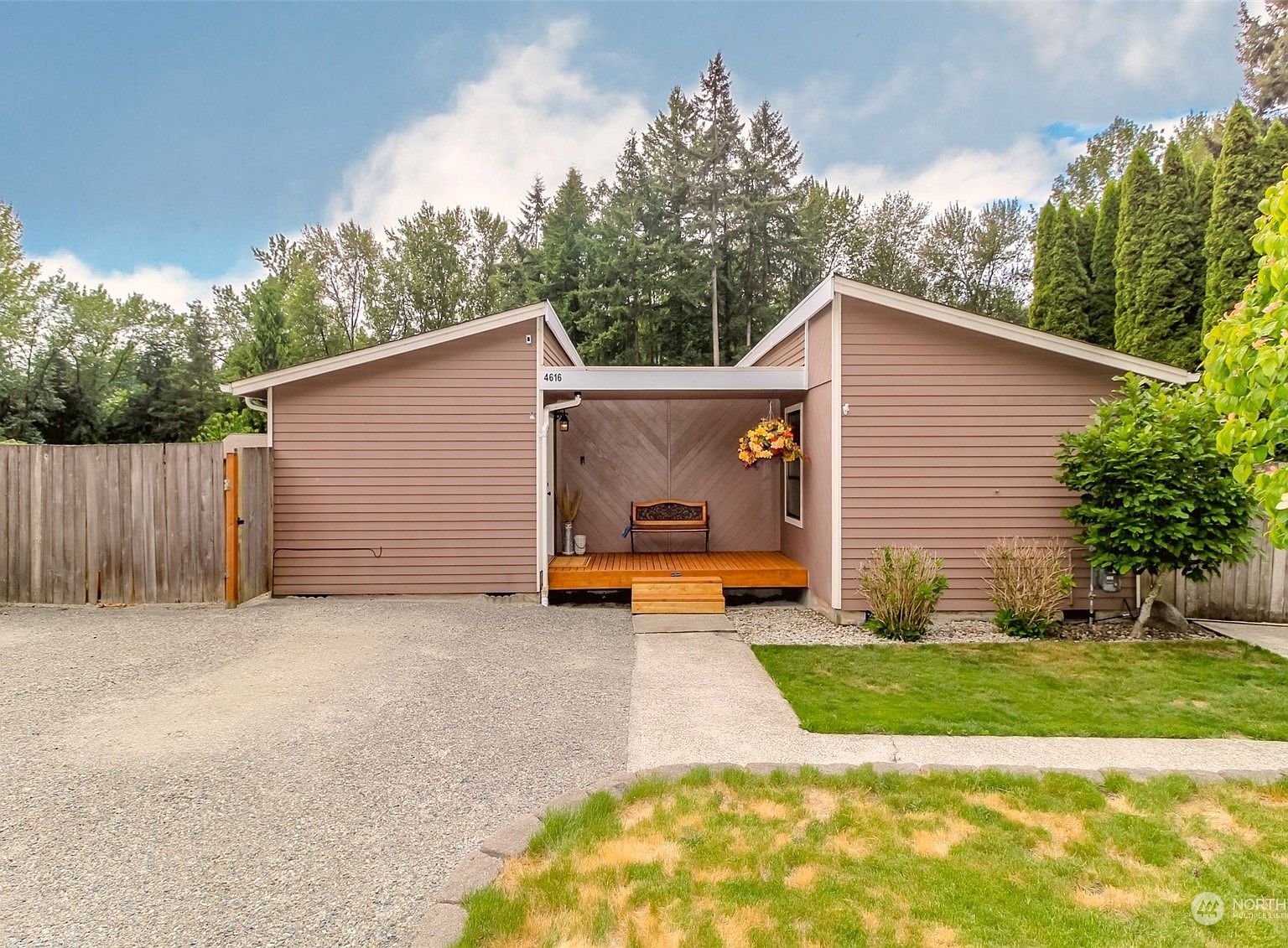 4616 W Tapps Drive E, Lake Tapps, WA 98391 | Zillow