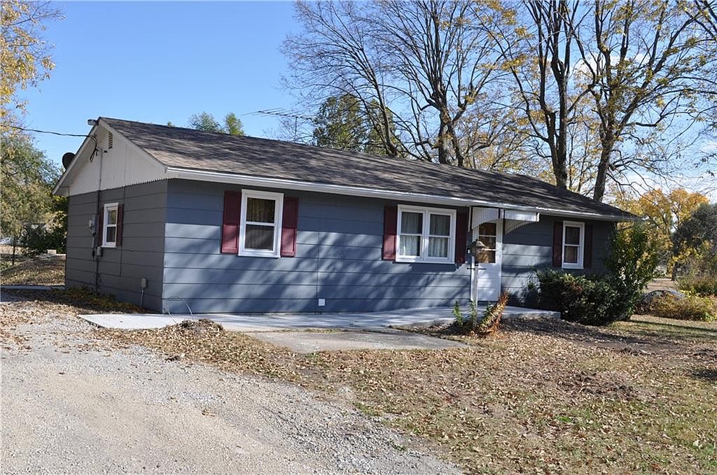 204 S Grand Ave, King City, MO 64463 | Zillow