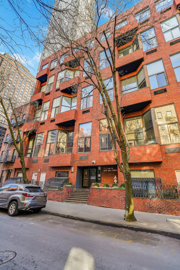 170 East 88th Street #6D in Carnegie Hill, Manhattan | StreetEasy