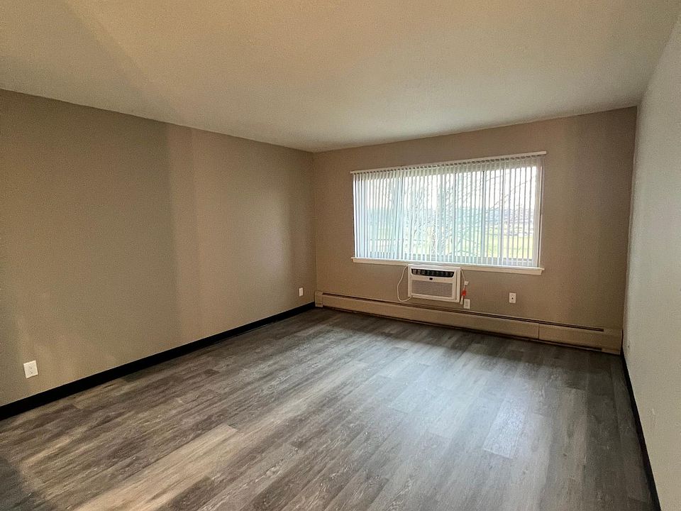 931 Old Marion Rd NE Cedar Rapids IA | Zillow