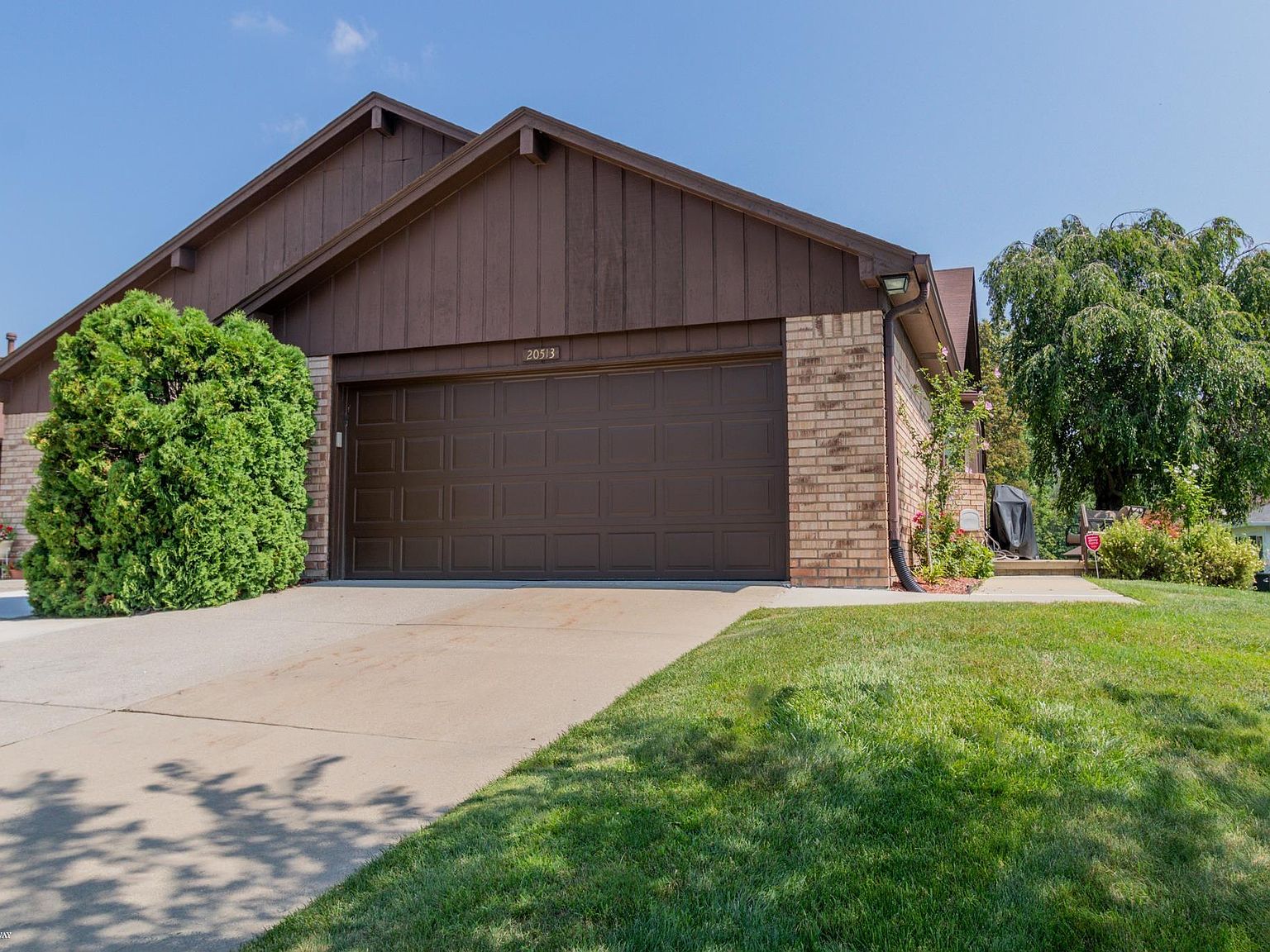 20513 Birch Meadow Dr #153, Clinton Township, MI 48036 | Zillow