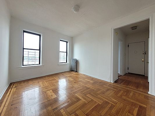 2676 Grand Concourse APT 3-M, Bronx, NY 10458 | Zillow