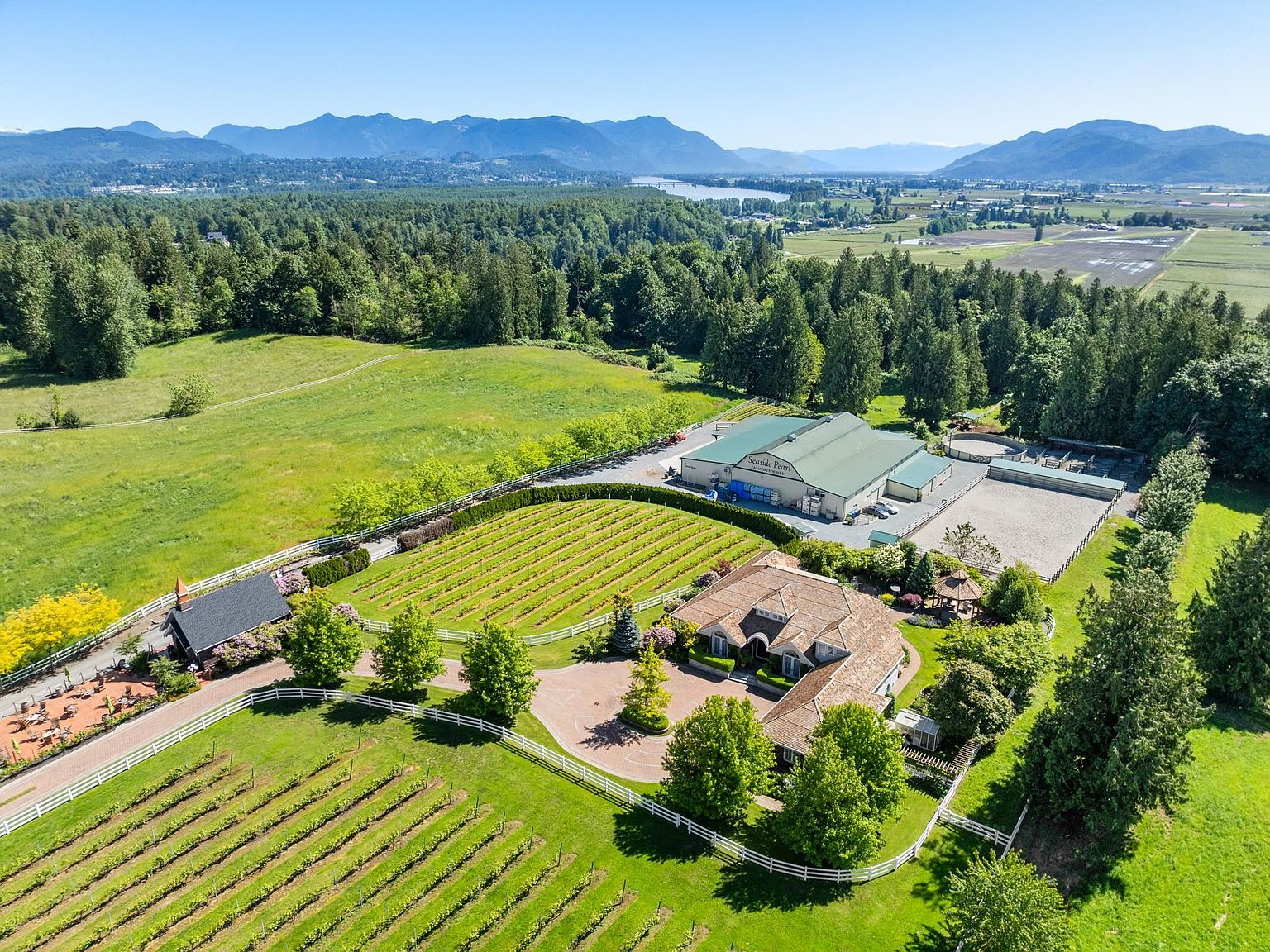 5290 Olund Rd, Abbotsford, BC V4X 1V6 | MLS #R2898603 | Zillow