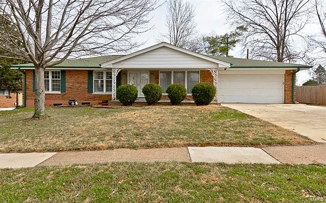 4624 Valmeyer Dr, Saint Louis, MO 63128 | Zillow