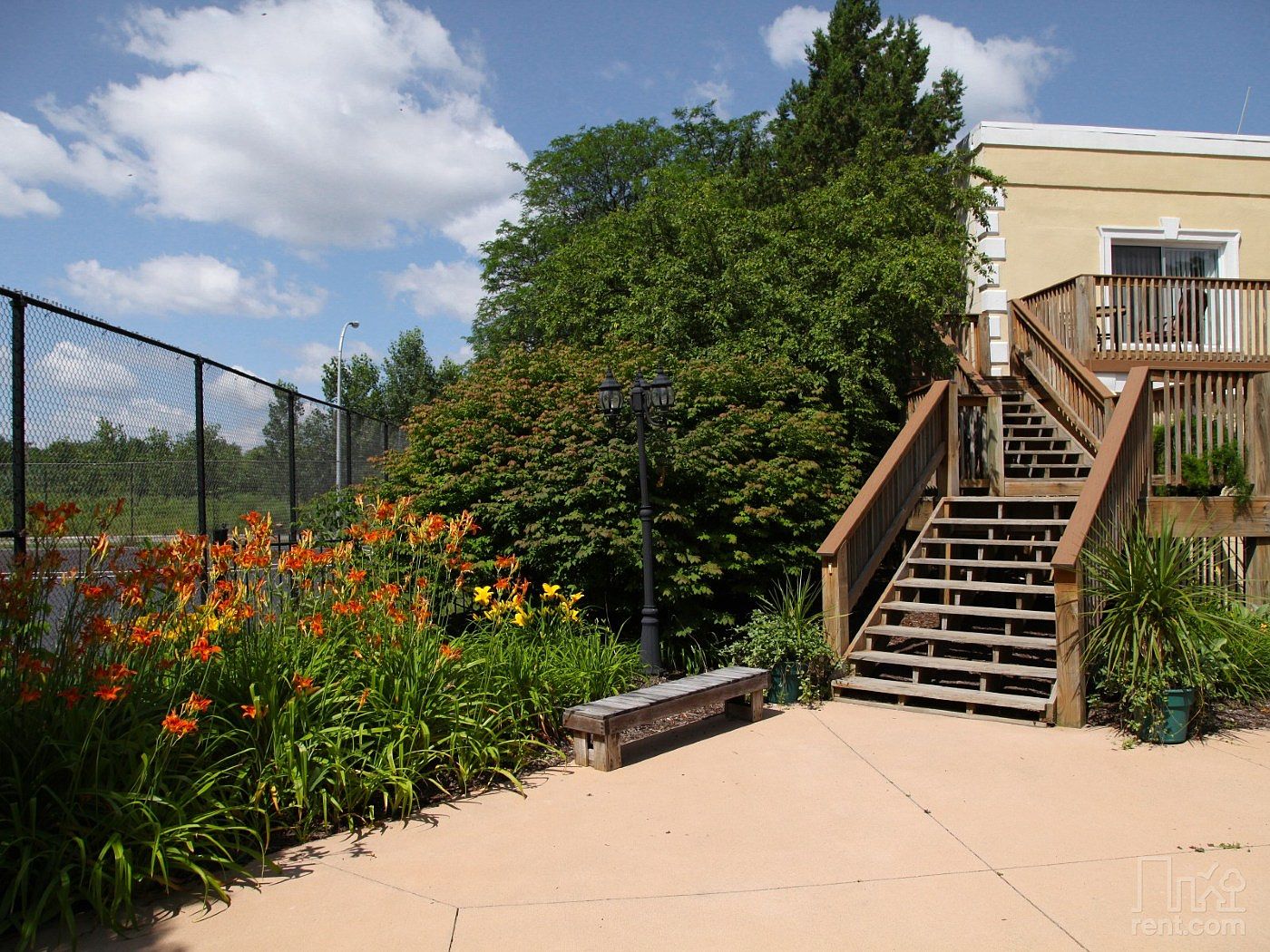 860 E Walton Blvd #A105, Pontiac, MI 48340 | Zillow