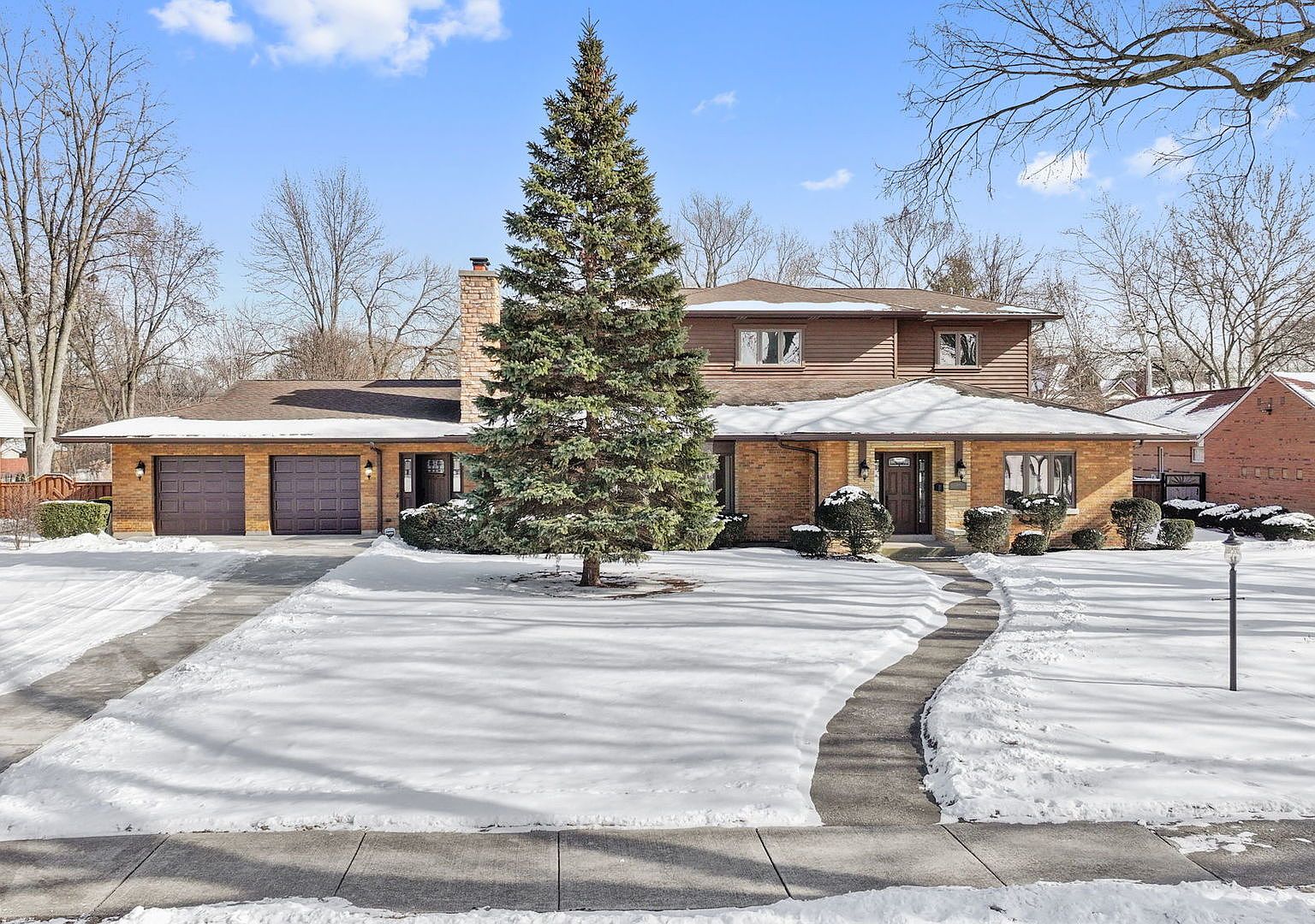 363 Uvedale Rd S, Riverside, IL 60546 | Zillow
