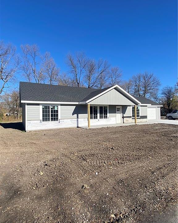 104 Palm Ln, Garden City, MO 64747 | Zillow