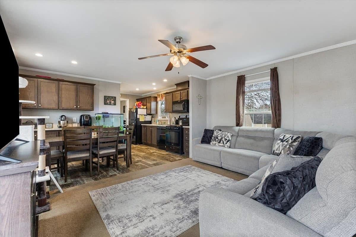 4807 N Hempstead Ct #174, Sterling Heights, MI 48310 | Zillow
