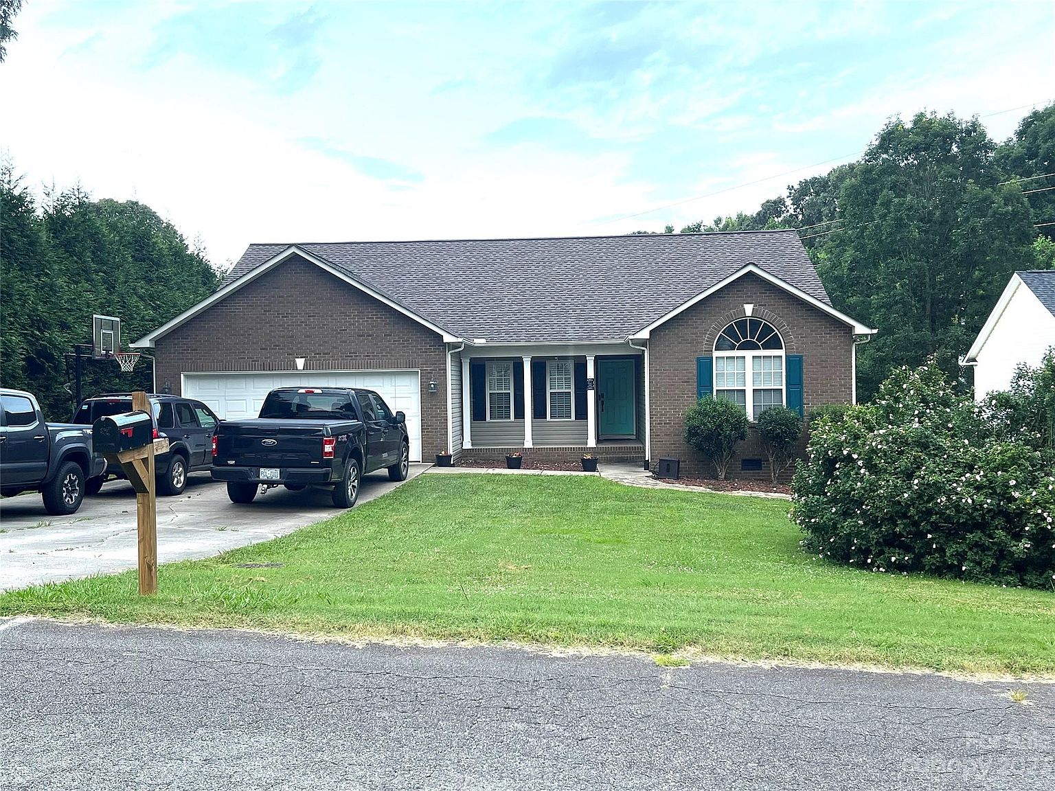 2049 Sugar Maple Ln, Conover, NC 28613 | Zillow