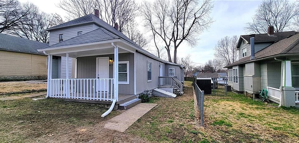 817 Kickapoo St, Leavenworth, KS 66048 | Zillow