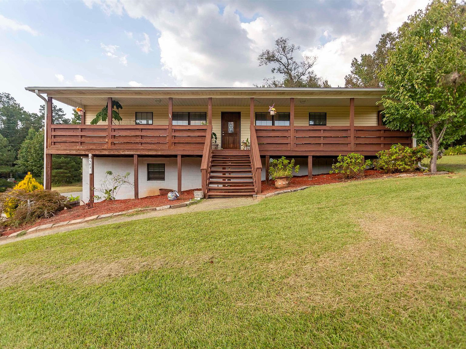 2585 State Highway 160, Warrior, AL 35180 | Zillow