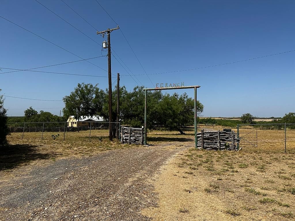 538 Ranch Road 6086d, Laredo, TX 78043 | Zillow