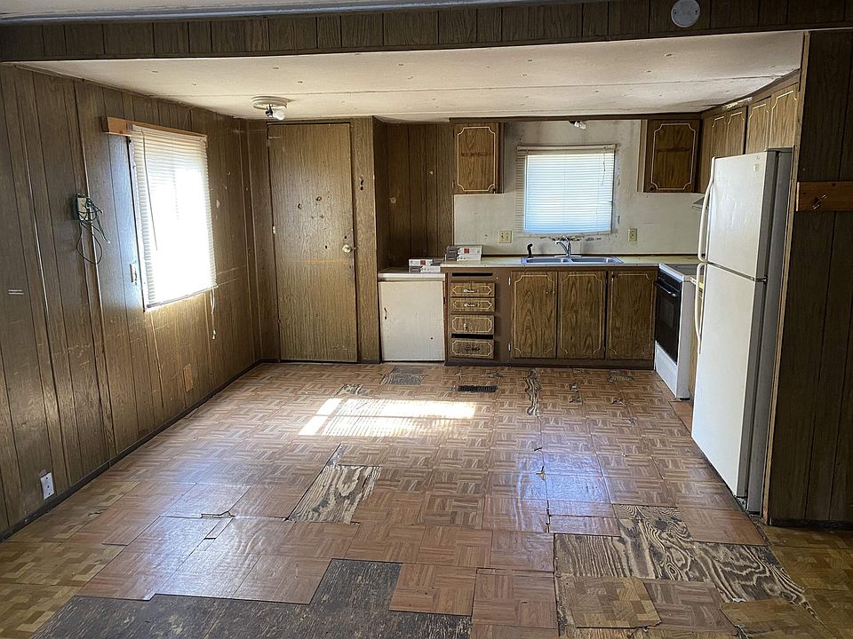 34124 N Newport Hwy TRAILER 4, Chattaroy, WA 99003 | MLS #202312686 ...