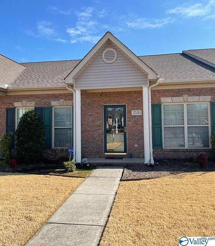 2530 Castle Gate Blvd SW, Decatur, AL 35603 | Zillow