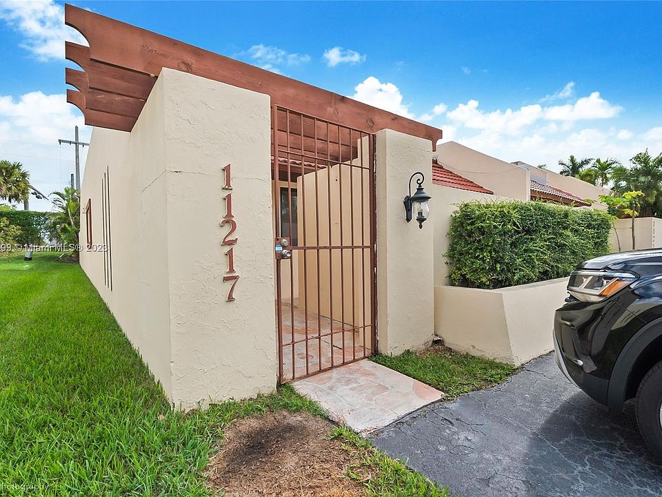 11217 SW 117th Ct UNIT 11217, Miami, FL 33186 | Zillow