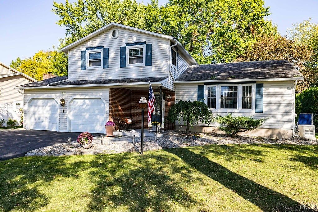 405 Ripplebrook Ln, Minoa, NY 13116 | Zillow