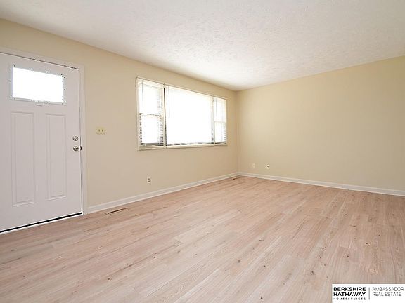 1621 Denby Pl, Lincoln, NE 68505 | Zillow