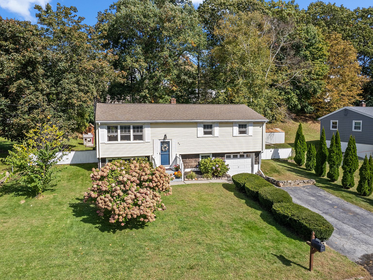 54 Glendale Rd, Oakdale, CT 06370 | Zillow
