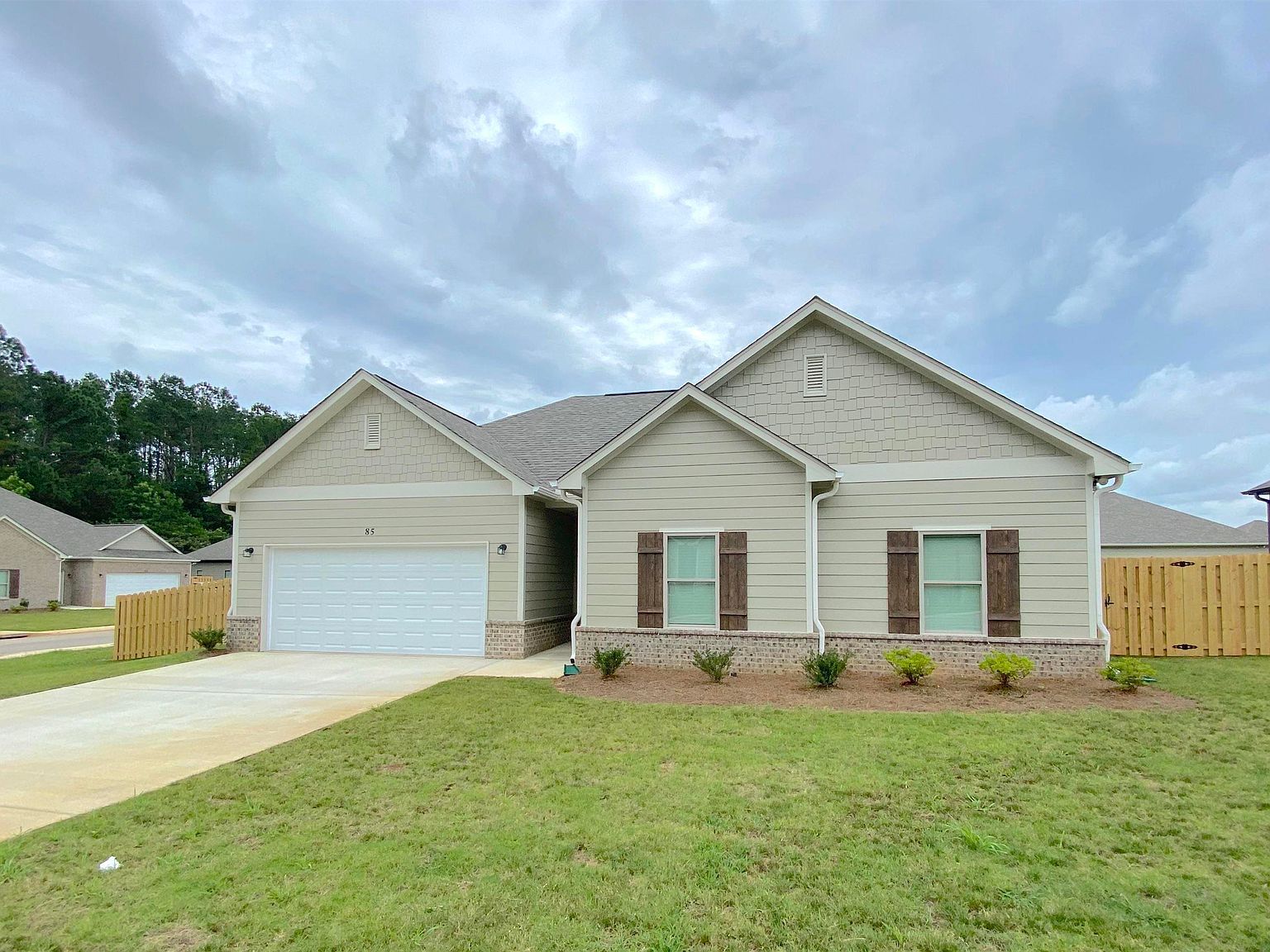 115 Crossroads Cir, Parrish, AL 35580 | Zillow