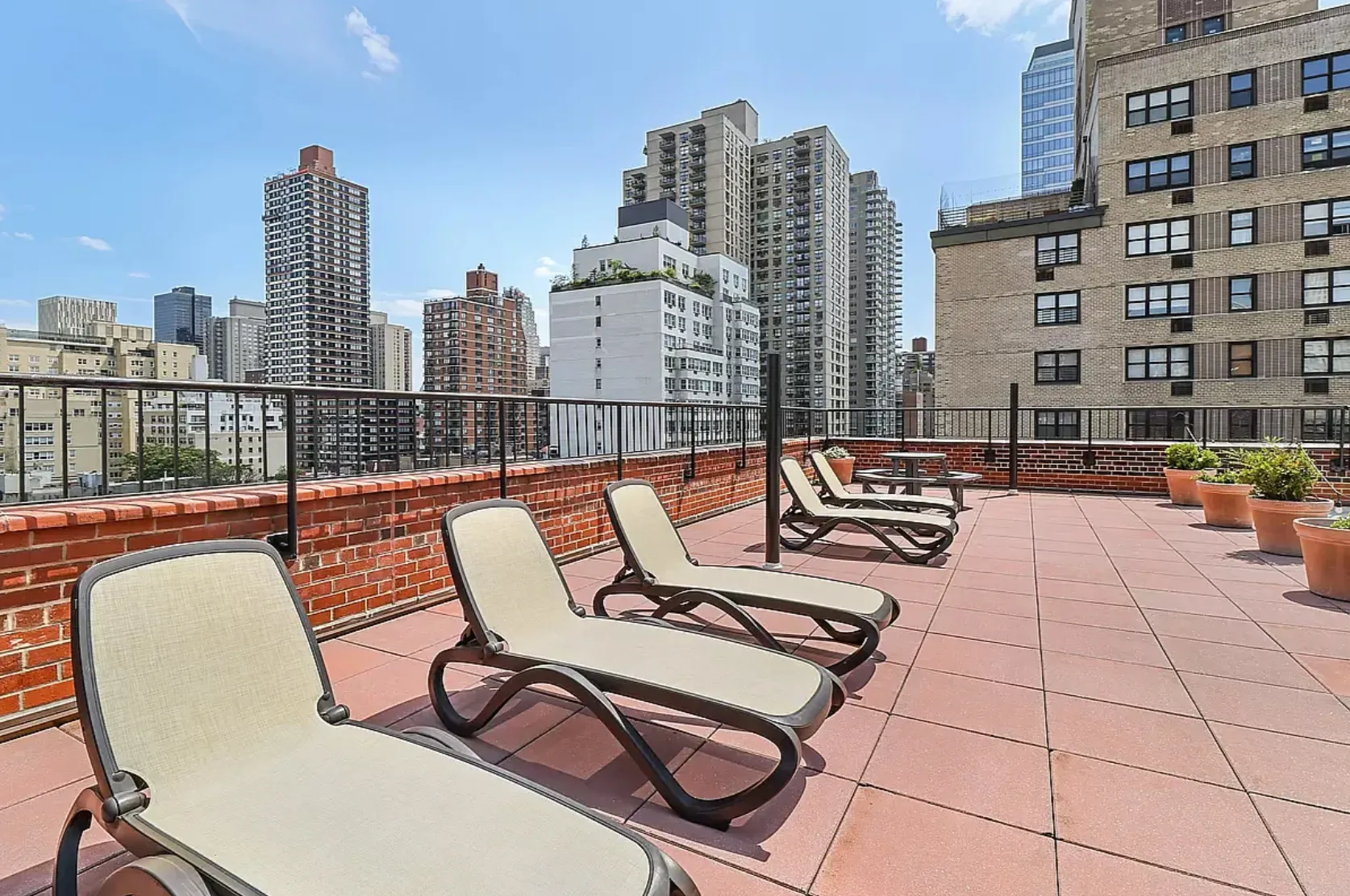 241 East 76th Street #2G in Lenox Hill, Manhattan | StreetEasy