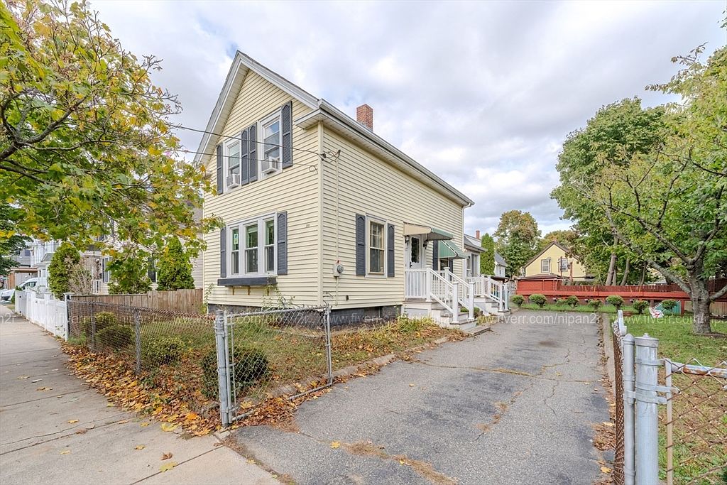 117 Jackson St Lynn Ma 01902 Zillow
