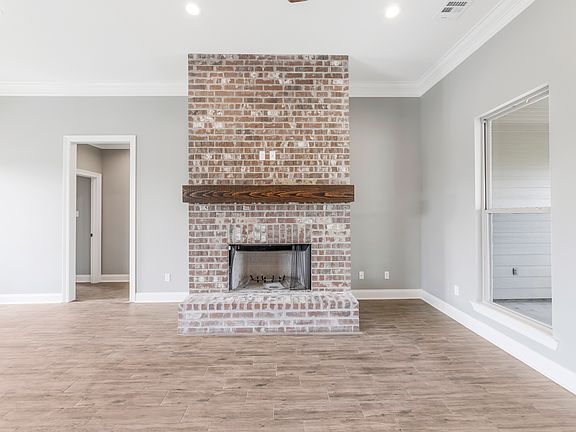 Castille Plan, Manuel Builders - Baton Rouge Design Center, Baton Rouge ...