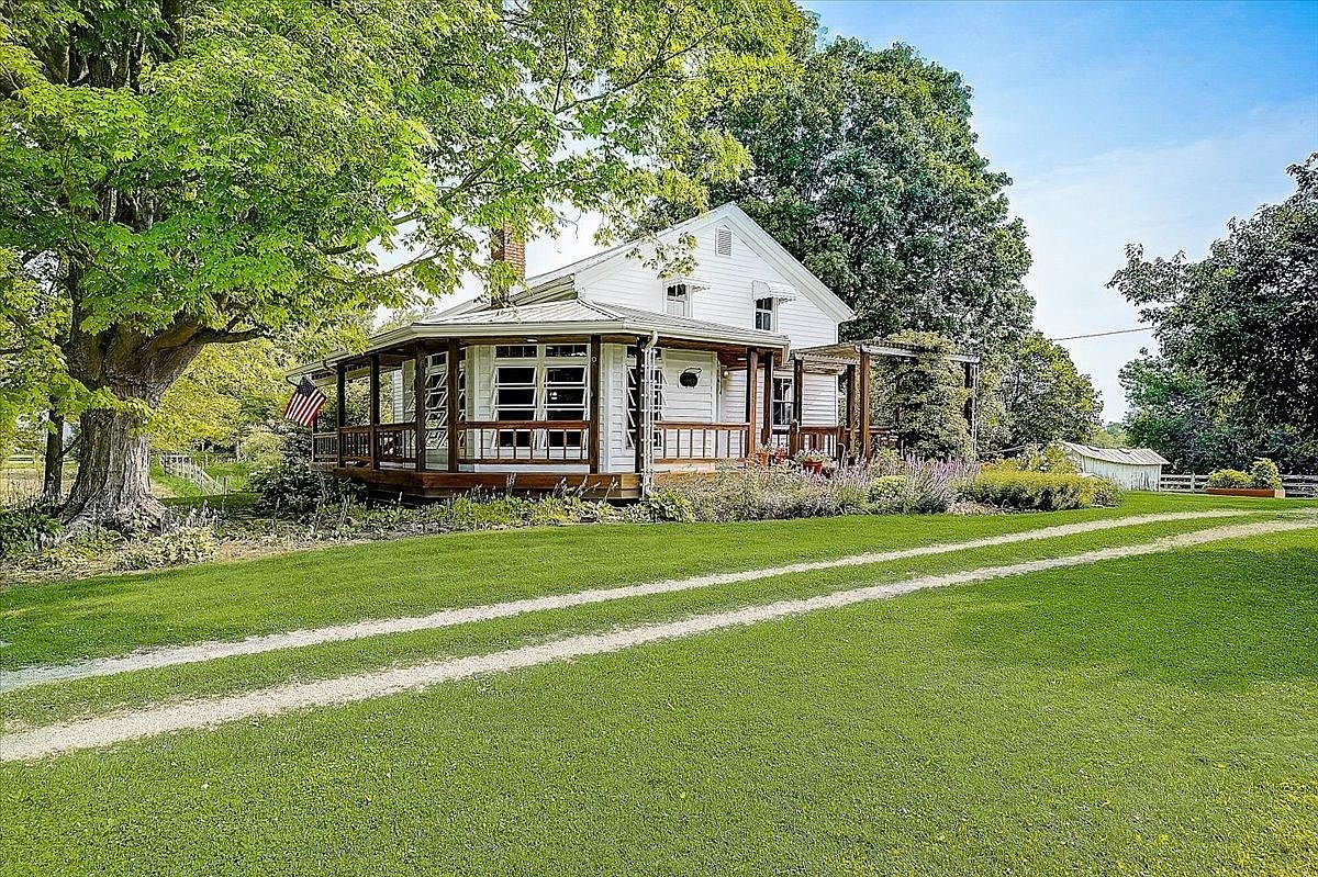 2585 County Road 184, Cardington, OH 43315 | Zillow