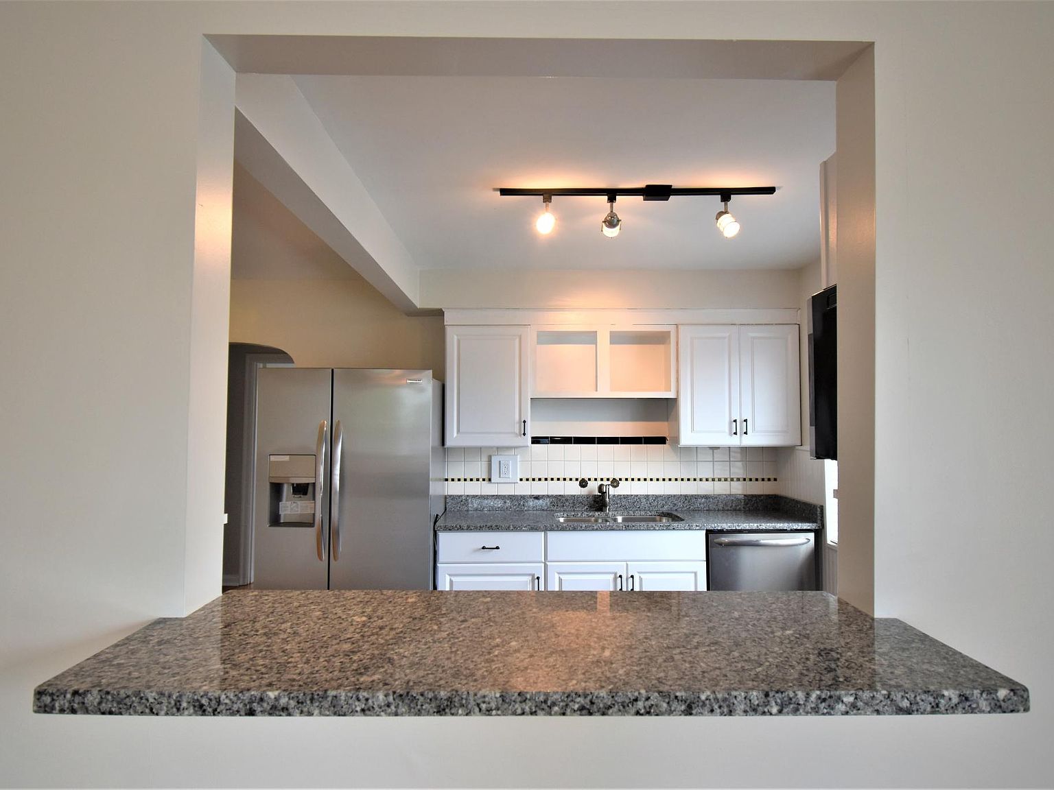 3120 Losantiville Ave APT 4, Cincinnati, OH 45213 | Zillow