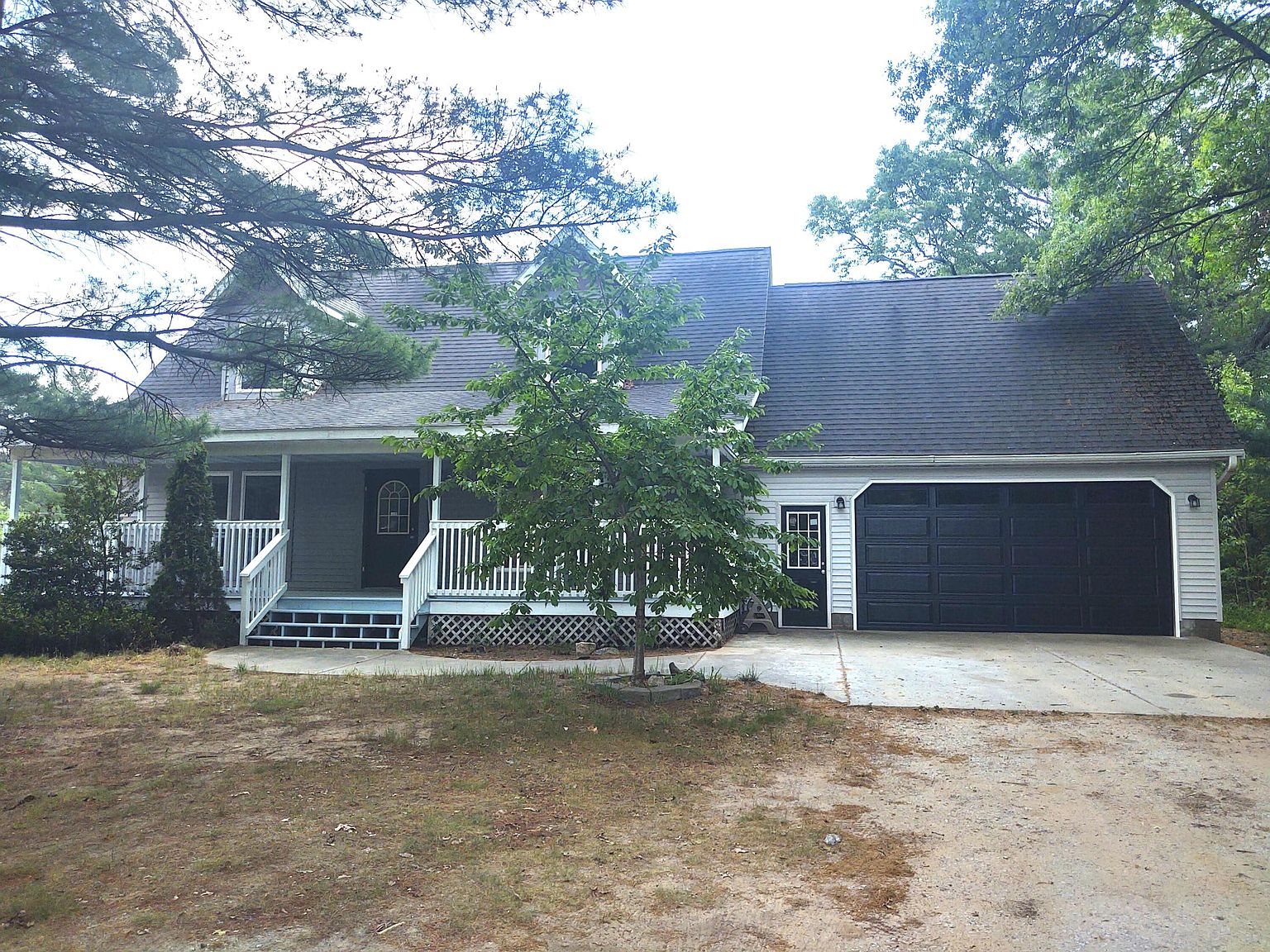 5803 Evanston Ave, Muskegon, MI 49442 | MLS #23018674 | Zillow