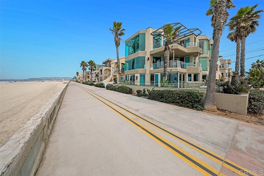 3373 Ocean Front Walk, San Diego, CA 92109 | Zillow